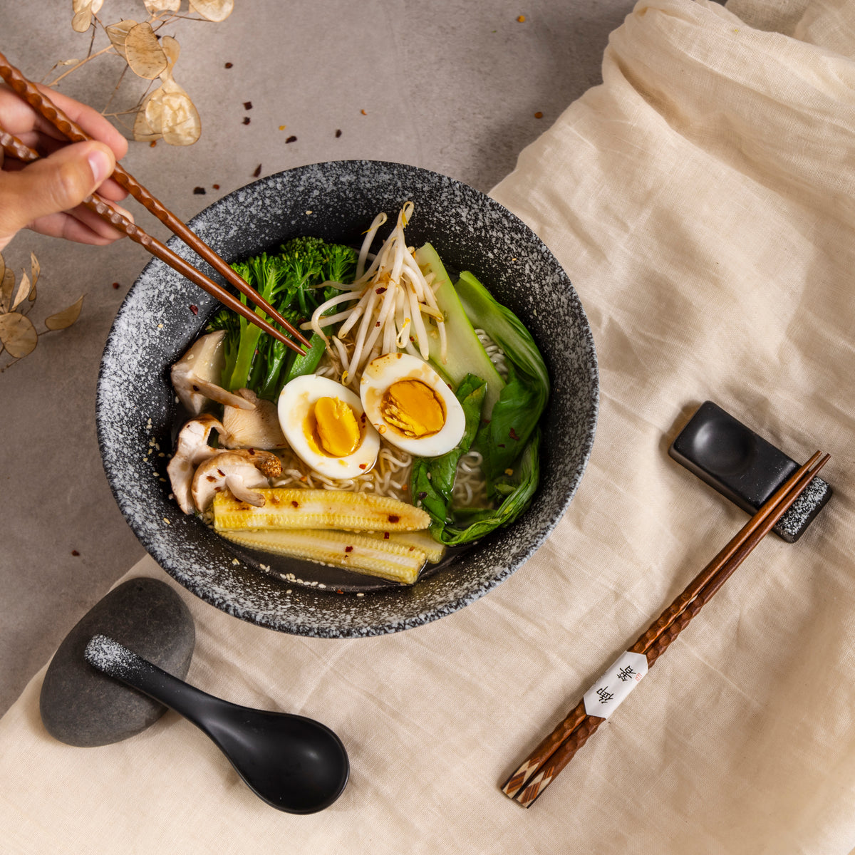 The Sonosopa 15 Minuite Veggie Ramen